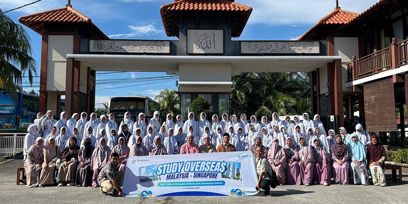 Lawatan Edukatif Ar-Rohmah Putri ke Malaysia dan Singapura, Perkuat ...